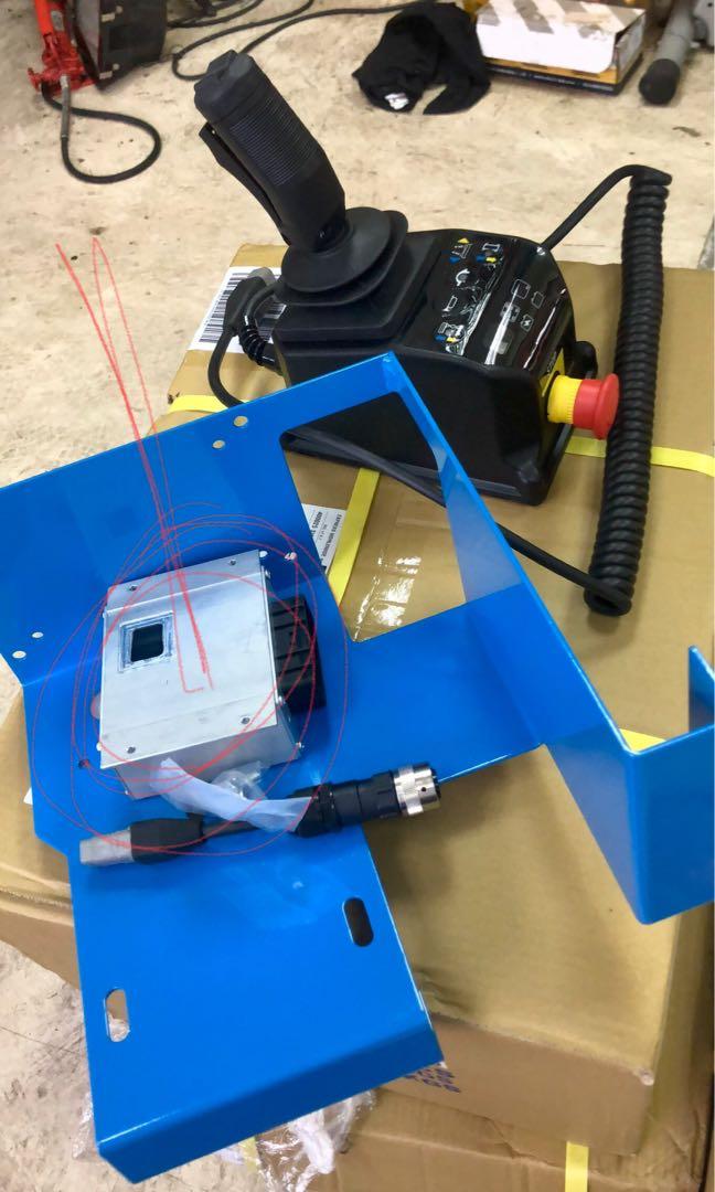 Scissor lift joystick and control box full set, Everything Else on ...