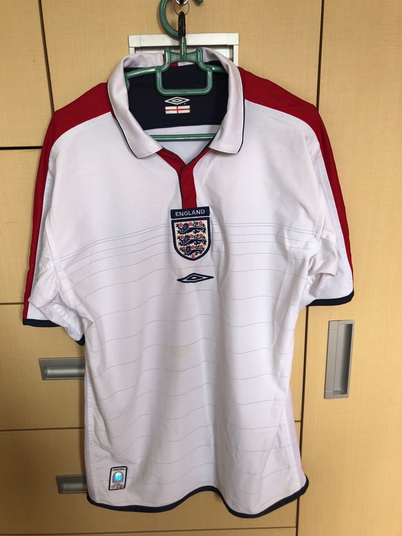Umbro England Jersey reversible, Men's Fashion, Activewear on Carousell