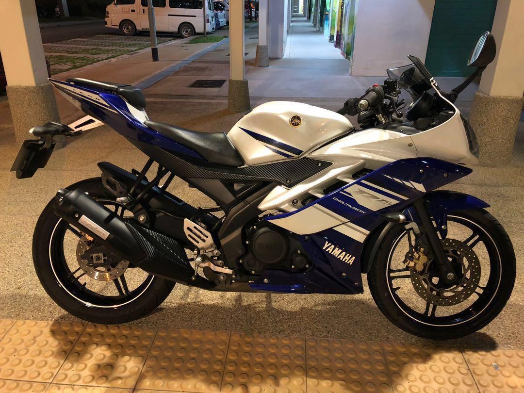 Yamaha R15 V2 (COE till Jan 2025), Motorcycles, Motorcycles for Sale, Class 2B on Carousell