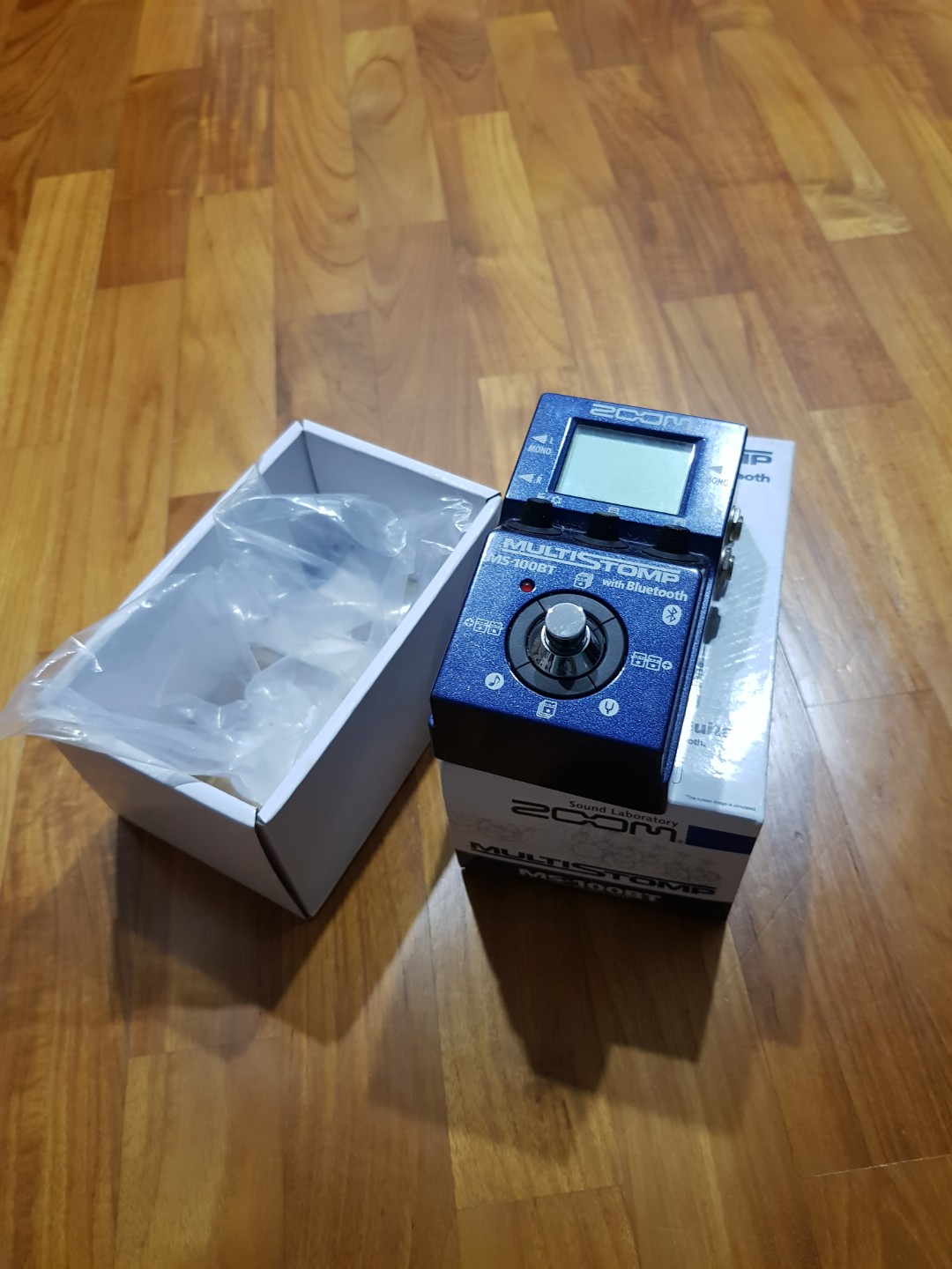 Zoom MS-100BT Multistomp pedal, Hobbies & Toys, Music & Media, Musical ...