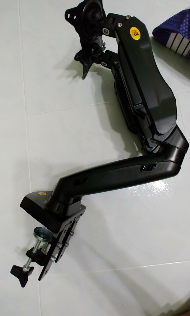 Dual monitor gas strut mount, Computers & Tech, Parts & Accessories ...