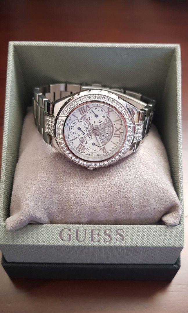 Guess Watch, Women's Fashion, Watches & Accessories, Watches on Carousell