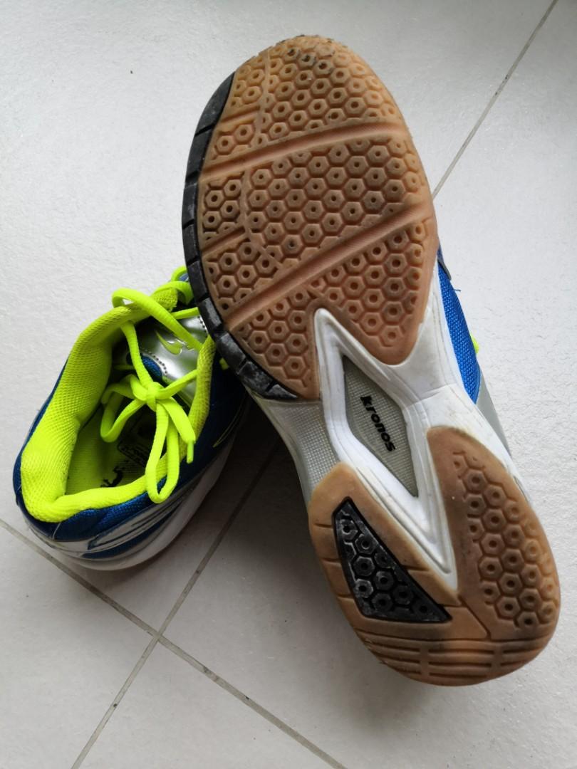 Kronos Badminton shoes, Luxury, Sneakers & Footwear on Carousell