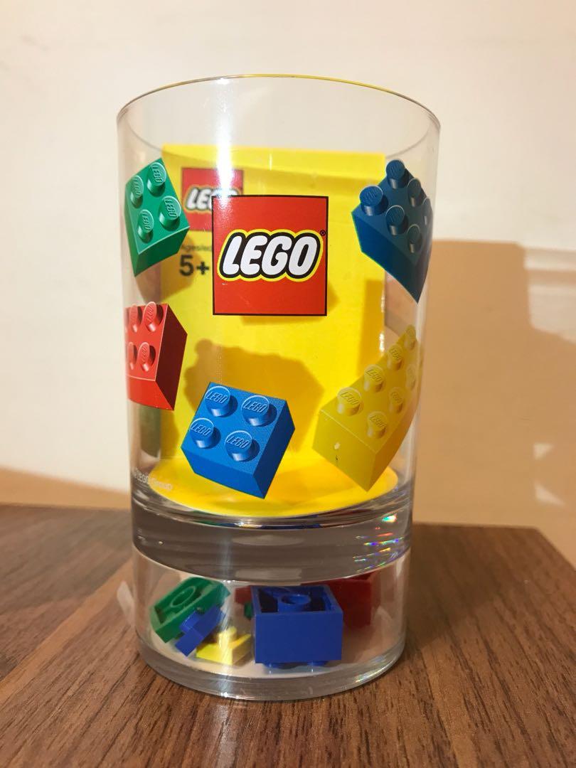 Lego plastic cup, 傢俬＆家居, 廚具和餐具, 茶具配件 - Carousell