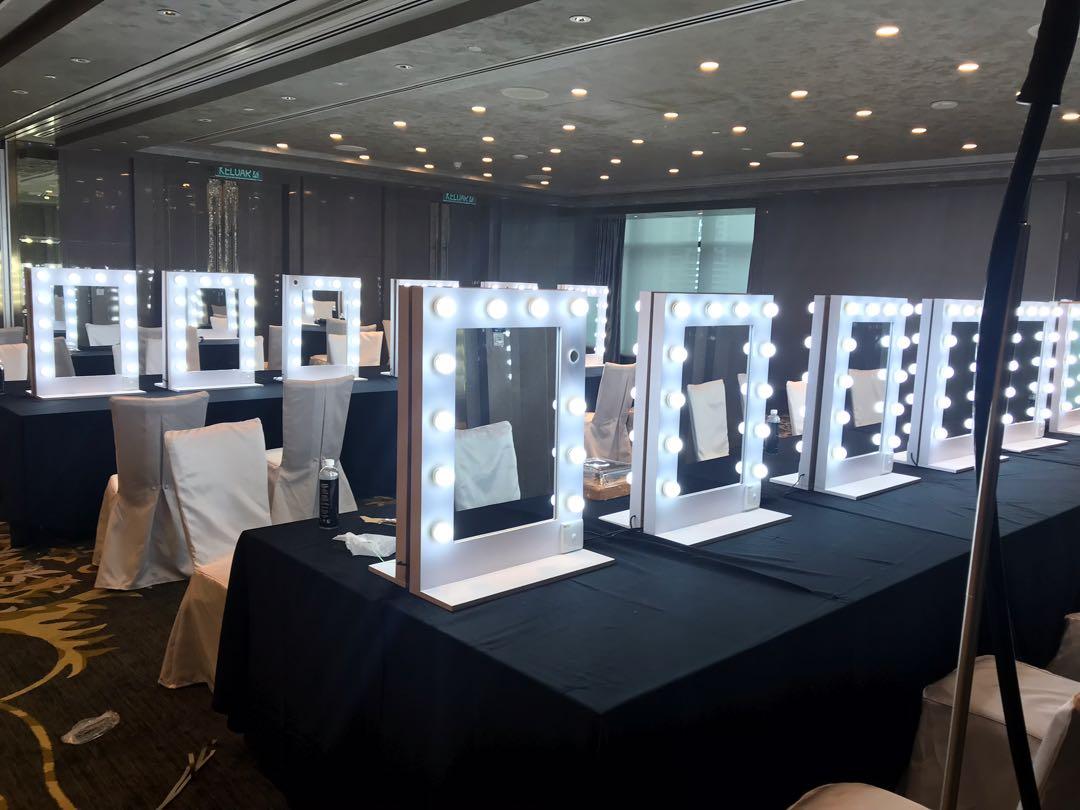 Make up mirror rental, Services, Beauty Services on Carousell