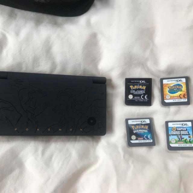 Rare UK exclusive Limited Edition Nintendo DSi Pokémon Black edition ...