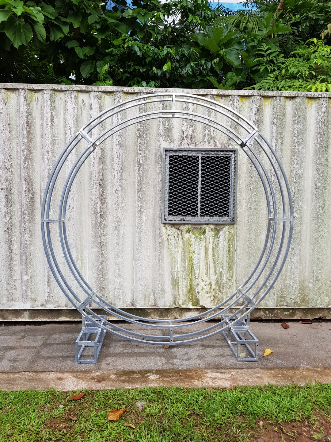 Rent - circular arch backdrop stand for DIY event, Design & Craft ...