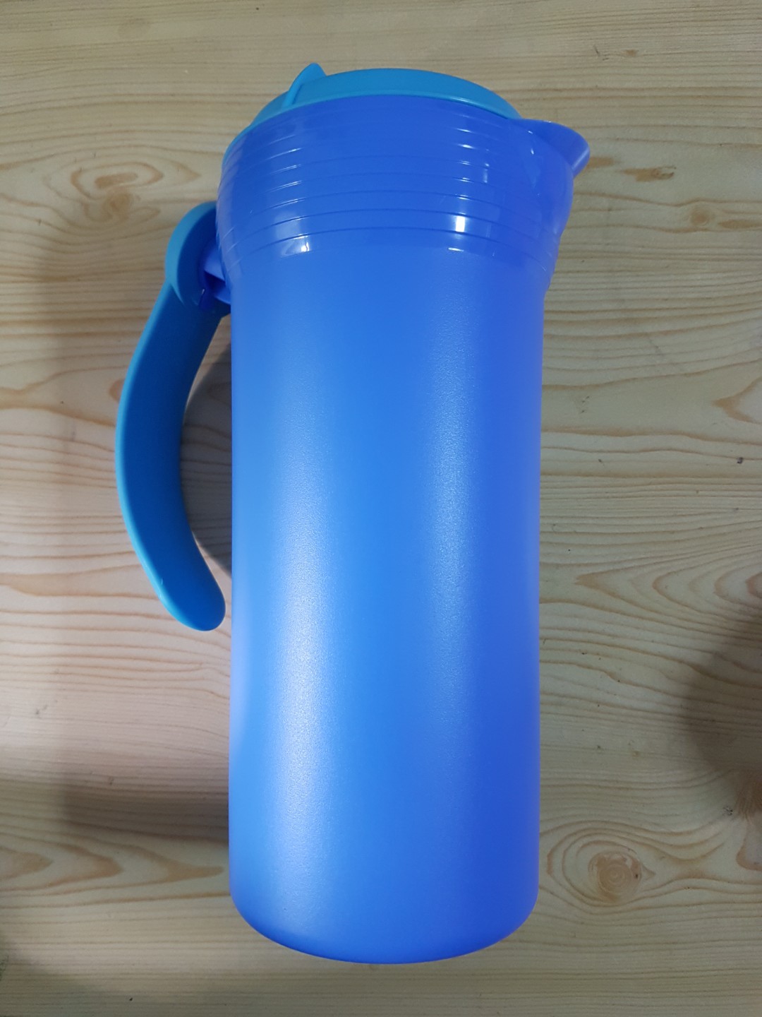 Tupperware 1.1l Water pitcher, Furniture & Home Living, Kitchenware ...