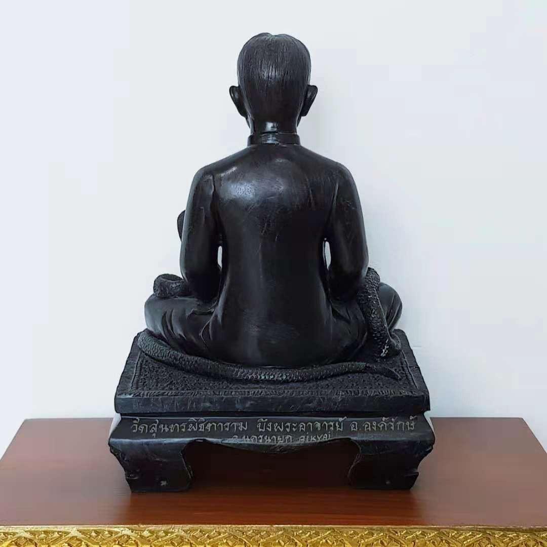 Ajarn Fon Deesawang bucha by Ajarn Aik Yai , Hobbies & Toys ...