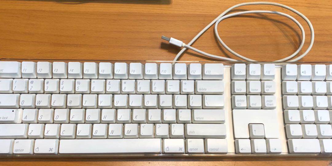 Classic White Apple Keyboard, Computers & Tech, Parts & Accessories ...