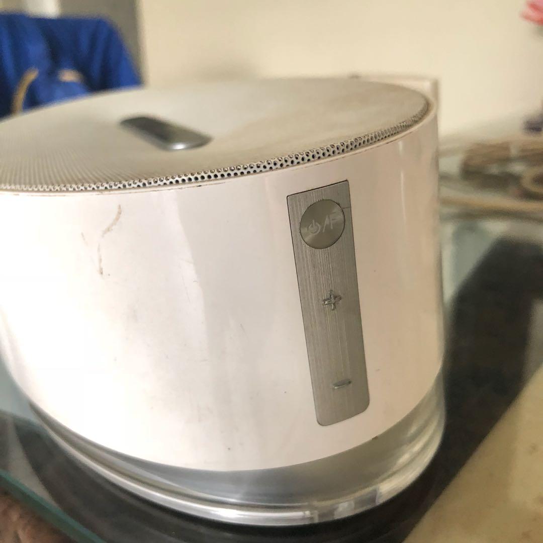LG DOCKING SPEAKER, Audio, Soundbars, Speakers & Amplifiers on Carousell