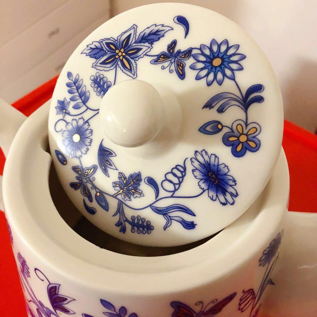 Nice Roman ceramic electric kettle / Teapot, Furniture & Home Living ...