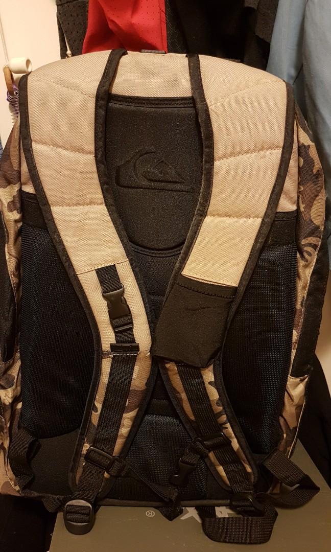 Quicksilver backpack, 男裝, 袋, 背包 - Carousell
