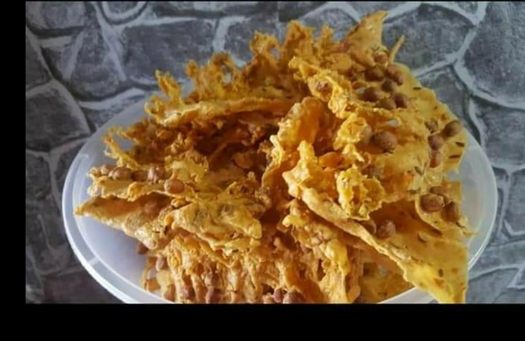 Rempeyek, Food & Drinks, Packaged & Instant Food on Carousell