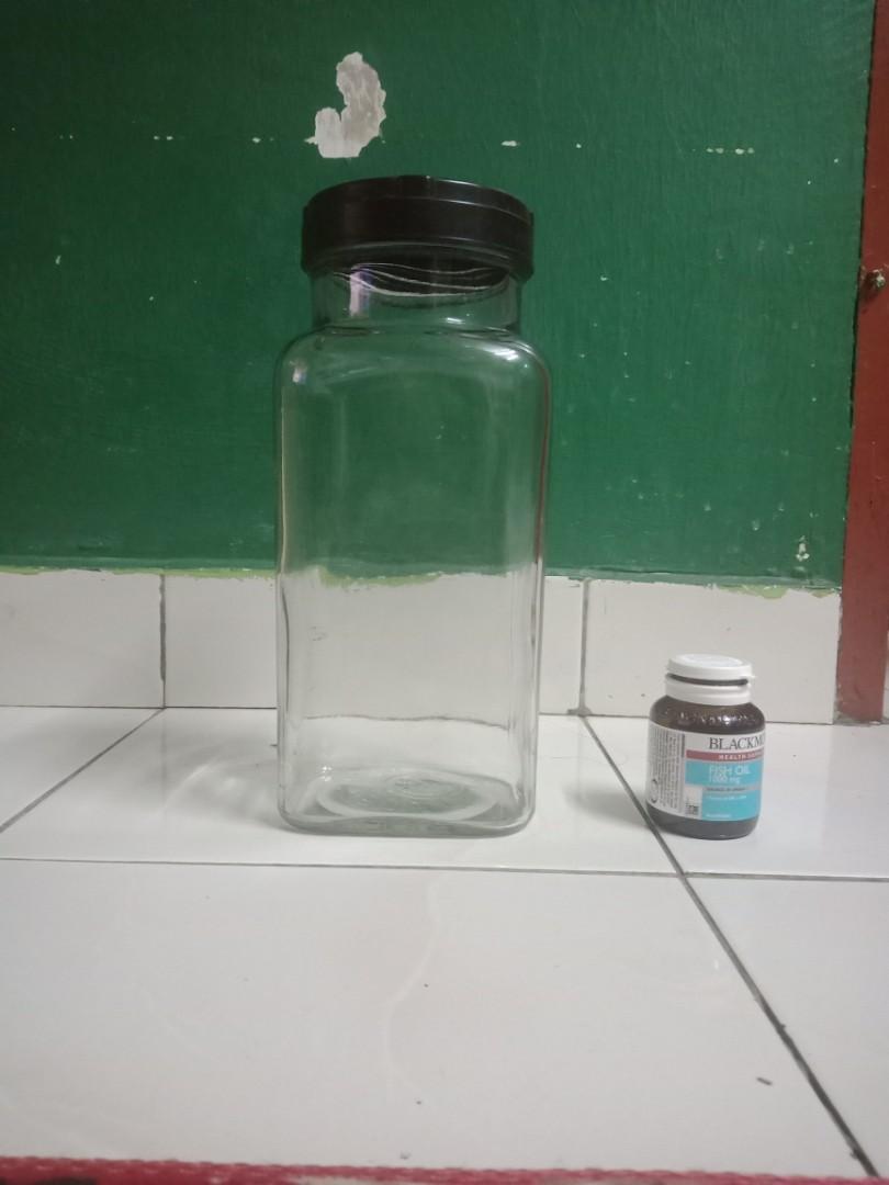 Balang kaca made in british, Furniture & Home Living, Home Decor, Vases ...