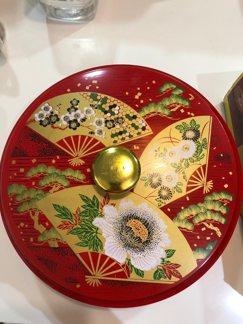 Candy box (cny) 糖果盒, Everything Else on Carousell