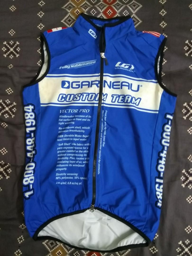 Louis Garneau Cycling Jersey, Men's Fashion, Activewear on Carousell