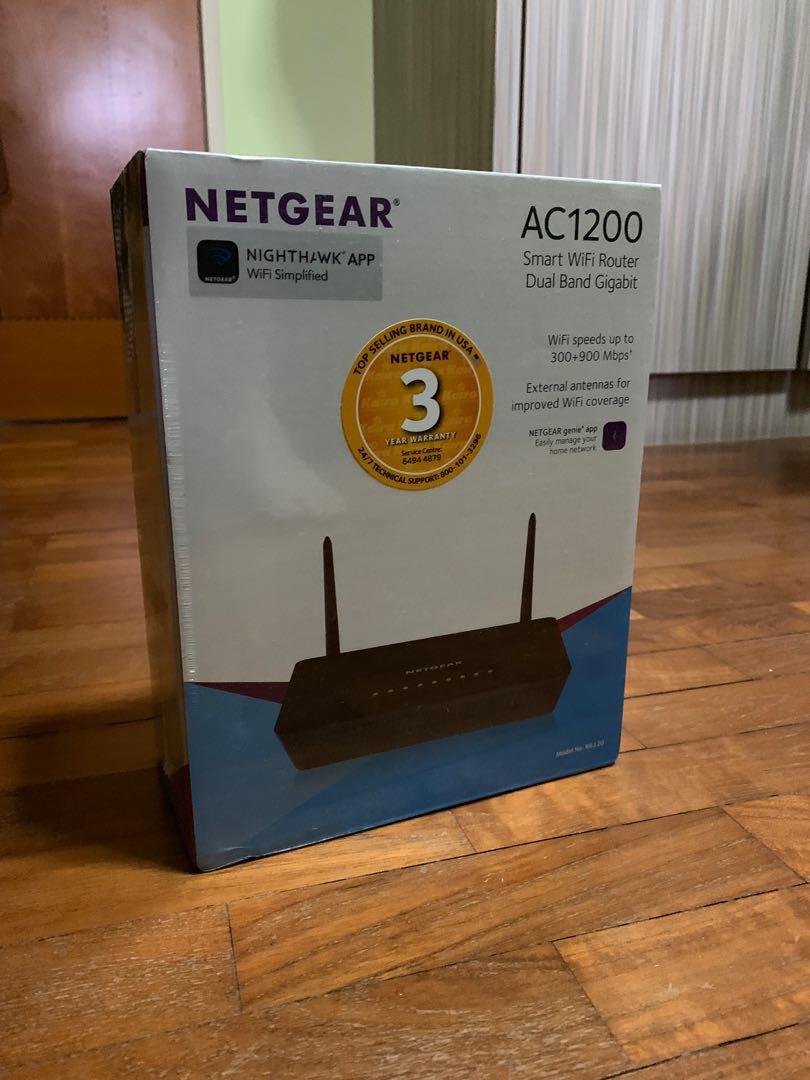 Netgear AC1200 Router R220, Computers & Tech, Parts & Accessories ...