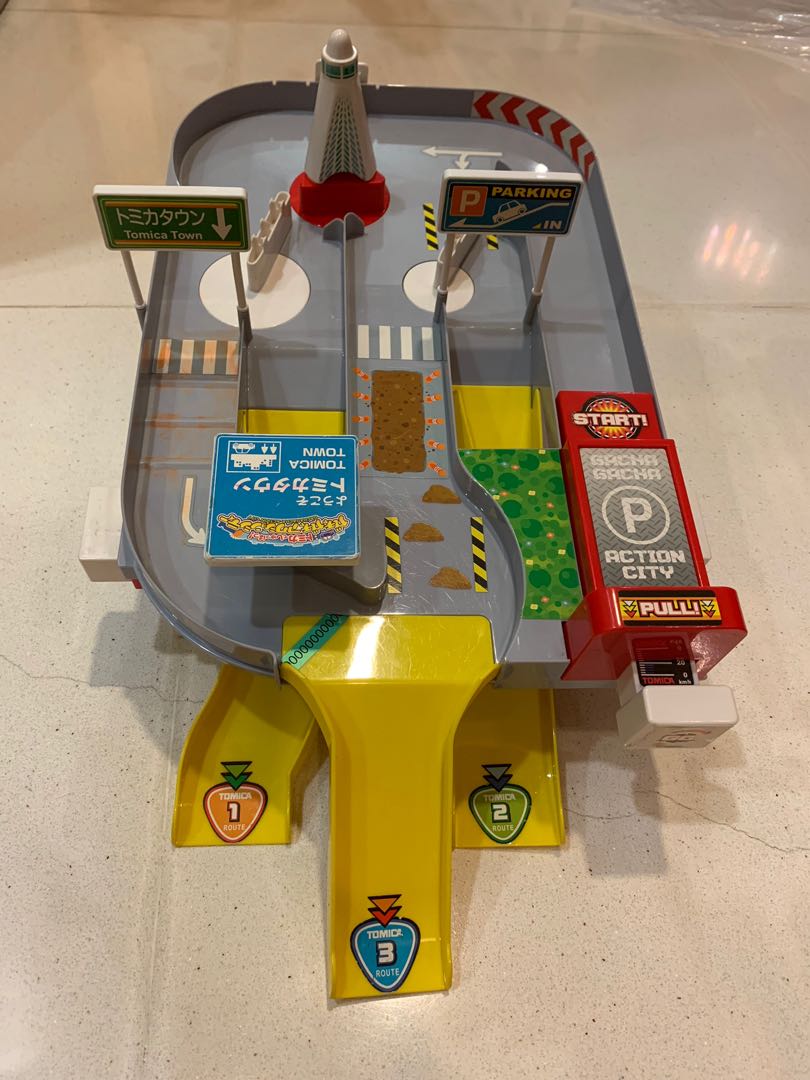 Tomica playset, Hobbies & Toys, Toys & Games on Carousell