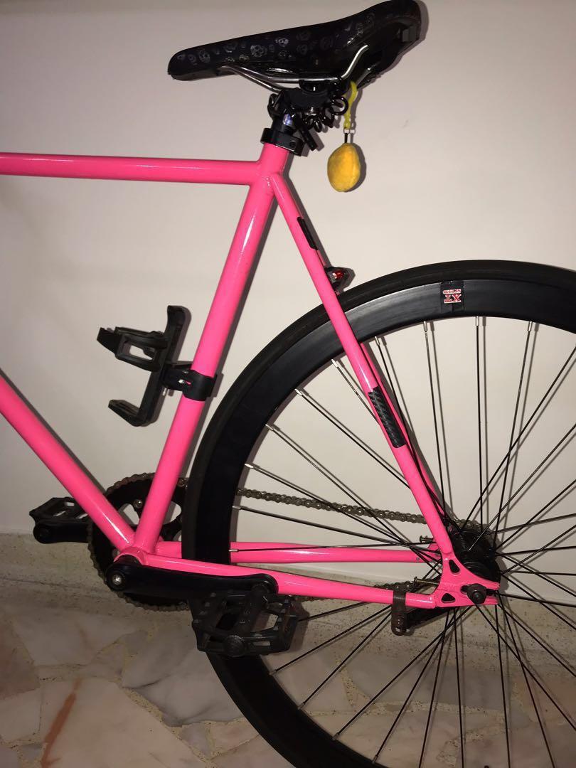 Hot pink coastal fixie, Sports Equipment, Bicycles & Parts, Bicycles on ...