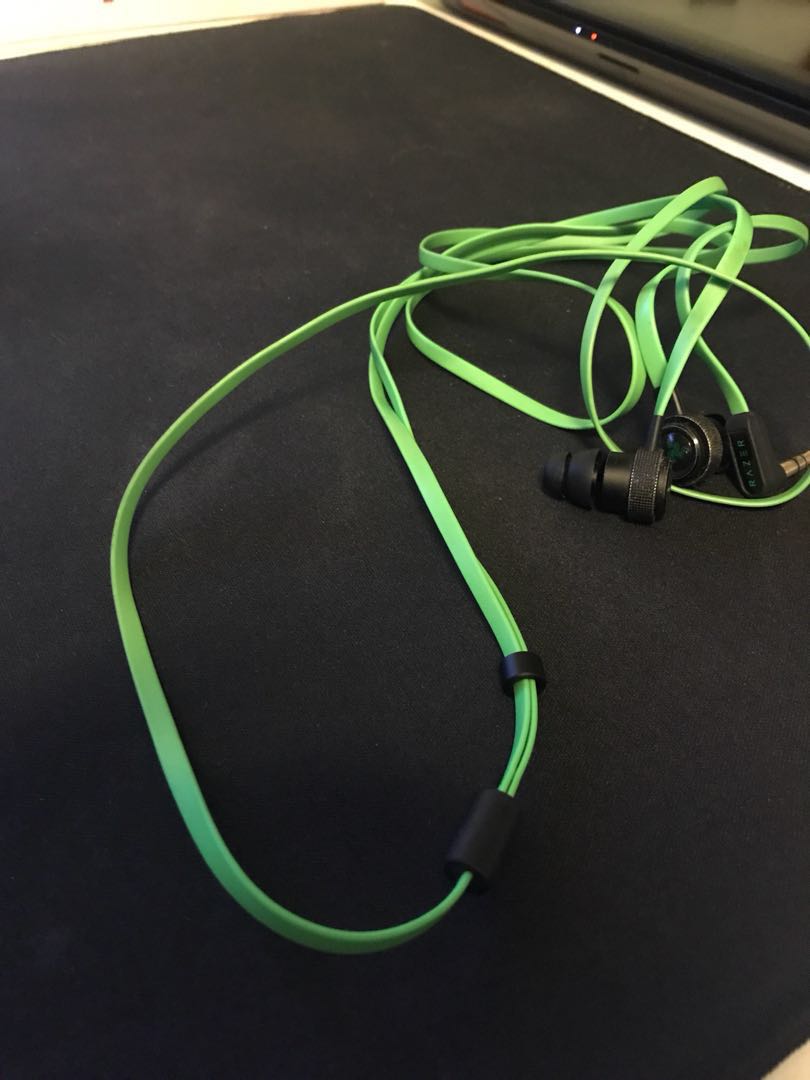 Razer hammerhead v2, Mobile Phones & Tablets, Mobile & Tablet ...