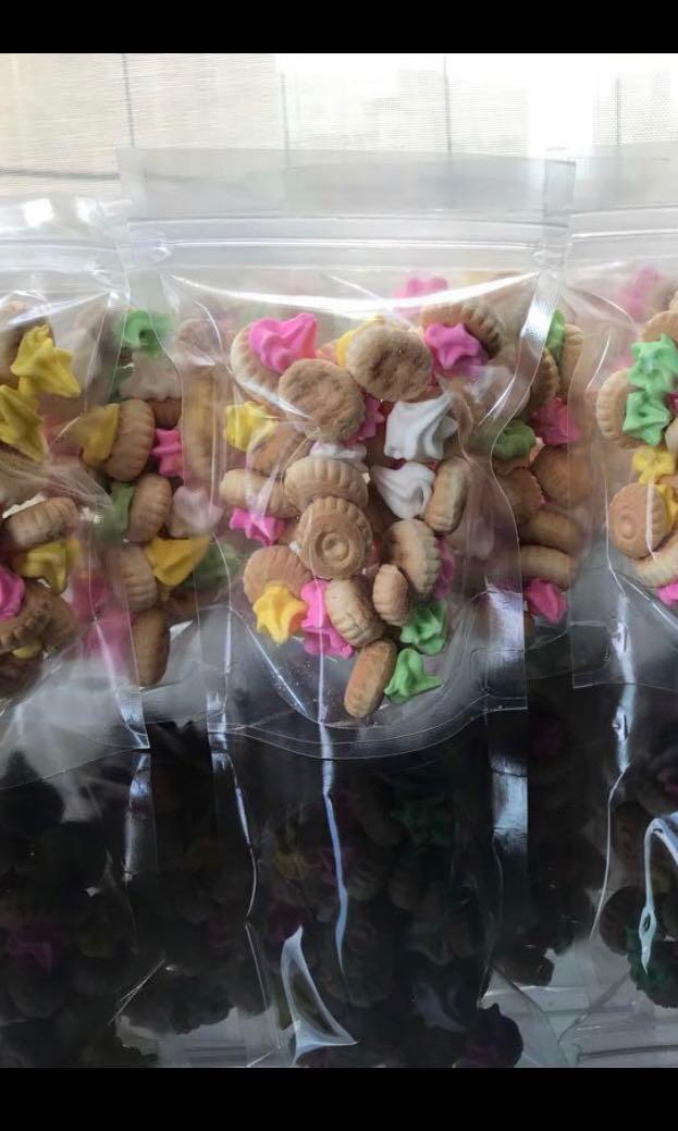 Biscuit Party Packs, Everything Else on Carousell