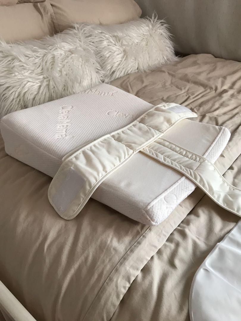 Clevamama Clevasleep+ sleep positioner, Babies & Kids, Baby Nursery ...