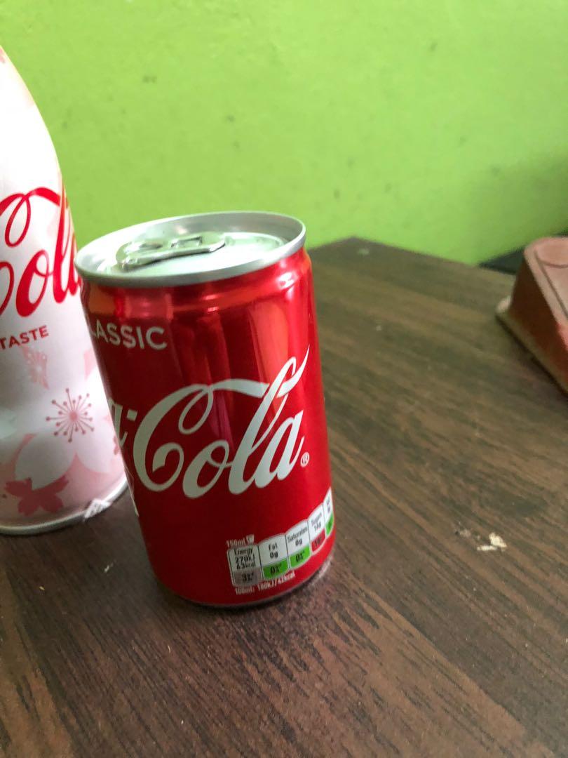 Coca Cola mini tin, Hobbies & Toys, Collectibles & Memorabilia, Vintage ...