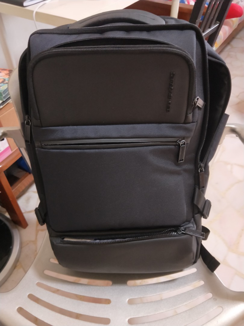 Samsonite Backpack, Men's Fashion, Bags, Backpacks on Carousell