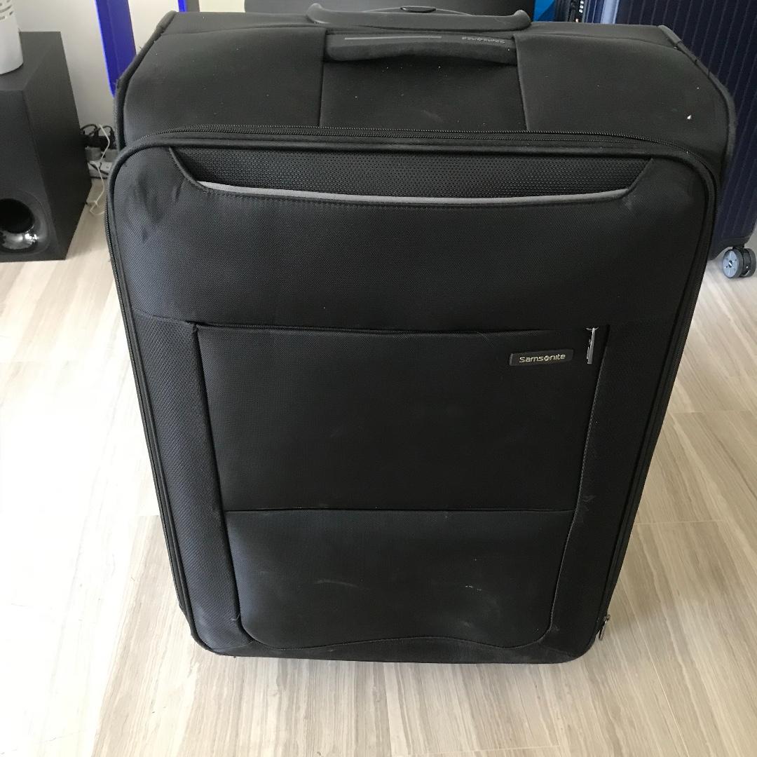 Samsonite Case, Everything Else on Carousell