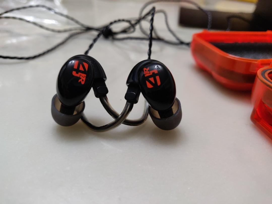 Westone 4R High-performance Earphones, Audio, Earphones on Carousell