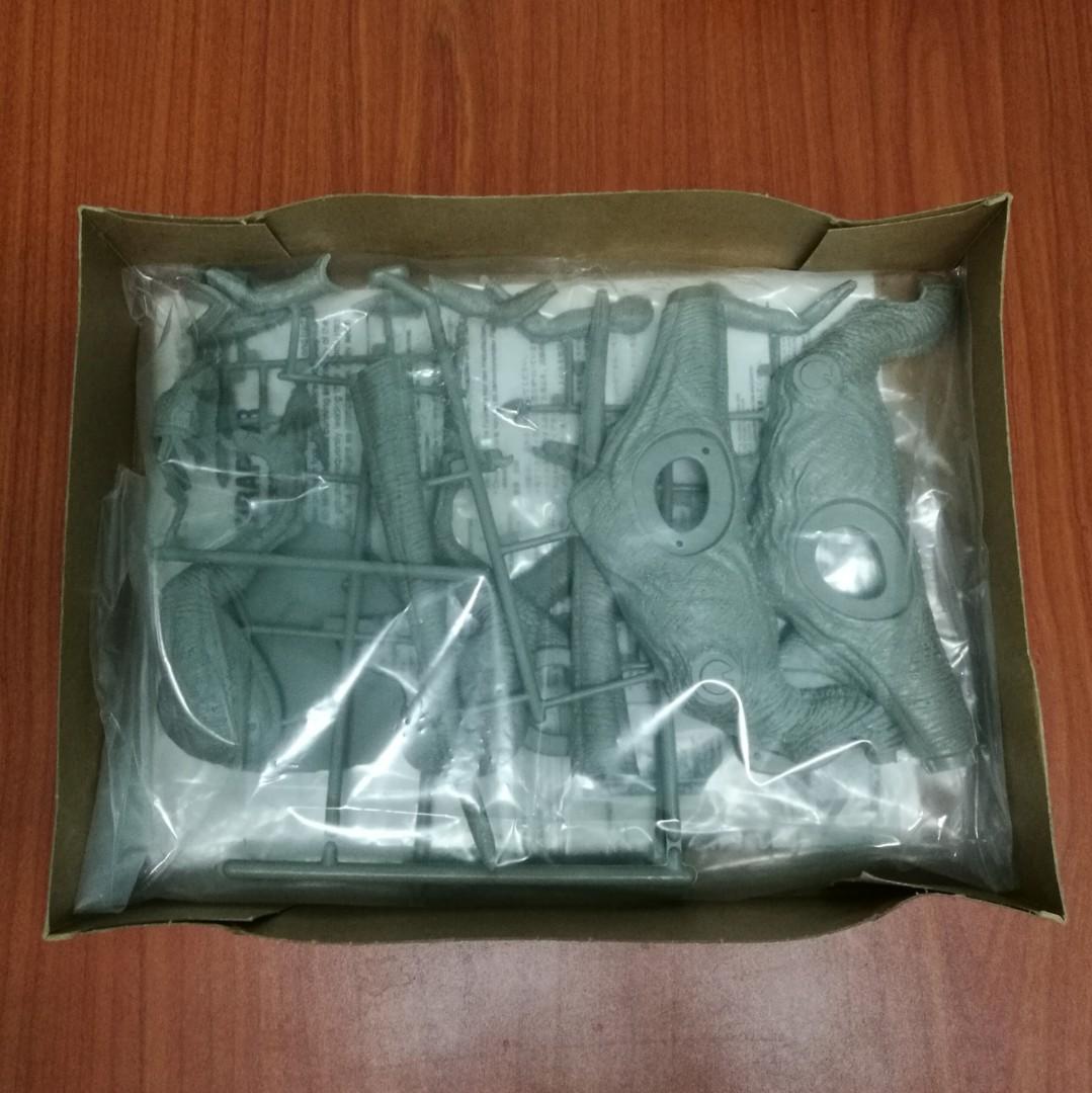 [Model Kit] Velociraptor "Raptor", Hobbies & Toys, Toys & Games on ...