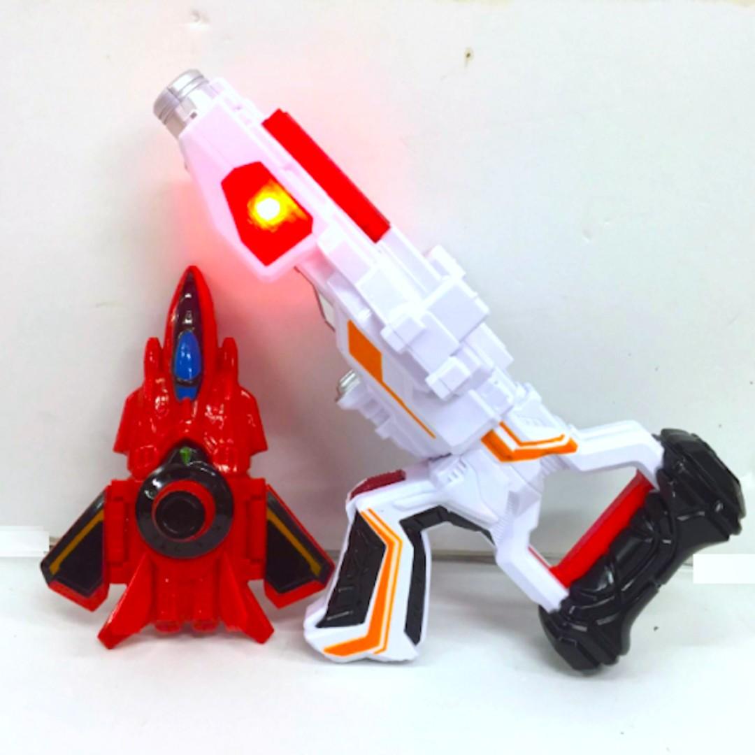 8605 Ultraman summon weapons Figures set Gadgets with Sound & LED ...
