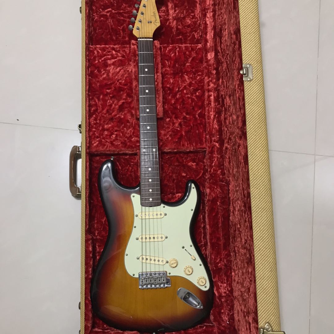 Fender ST62 78TX電吉他 （含原廠硬盒 皮背帶, 書籍、休閒與玩具, 樂器、音樂相關, 樂器在旋轉拍賣