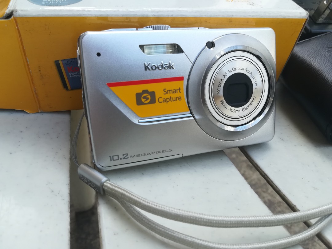 Kodak Easy Share M340, Photography, Cameras on Carousell