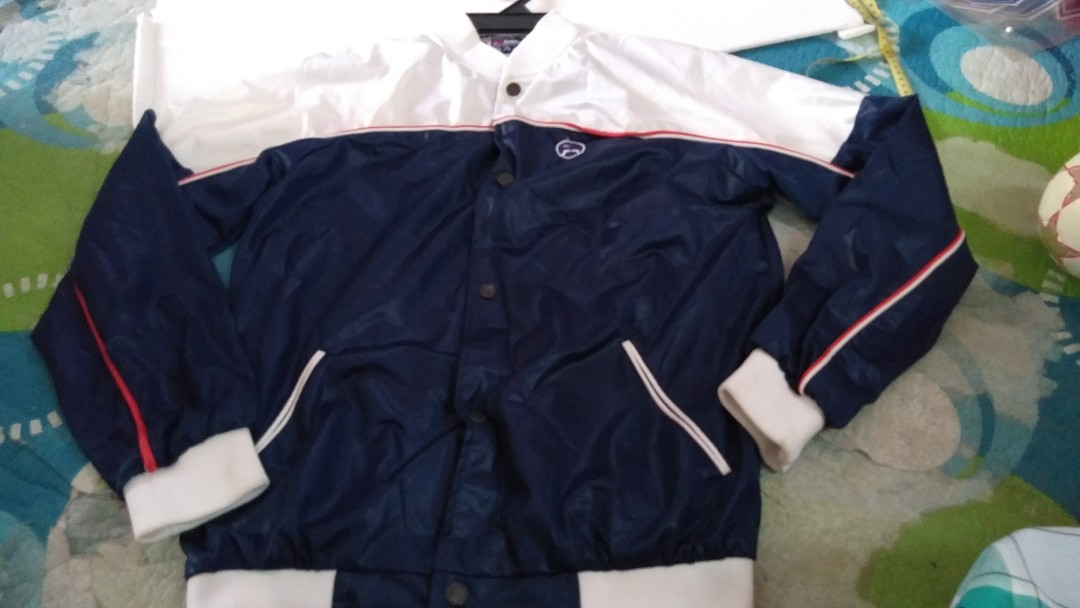 Lotto john new combe vintage sweater, Men's Fashion, Coats, Jackets and ...