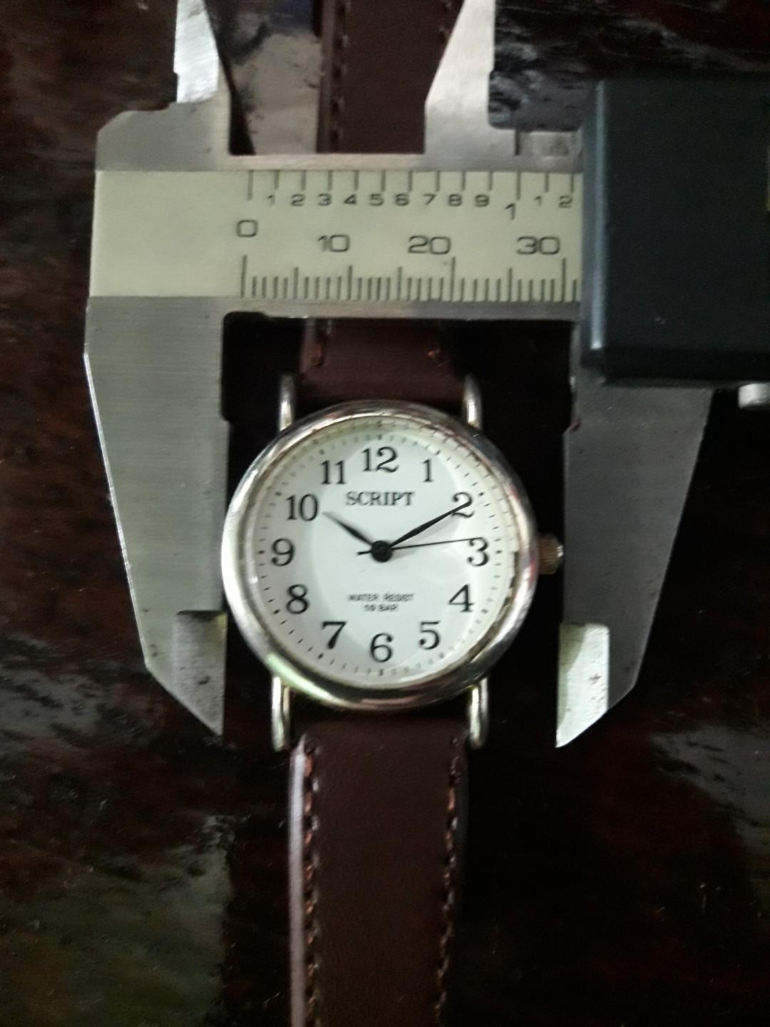 SCRIPT WATCH 2PCS, Women's Fashion, Watches & Accessories, Watches on ...