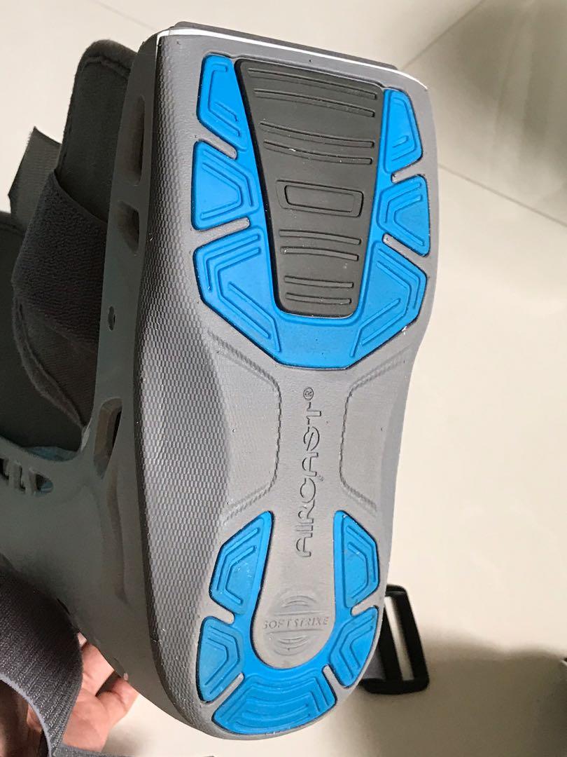 Aircast Airselect Short walking boot size Small, Health & Nutrition ...
