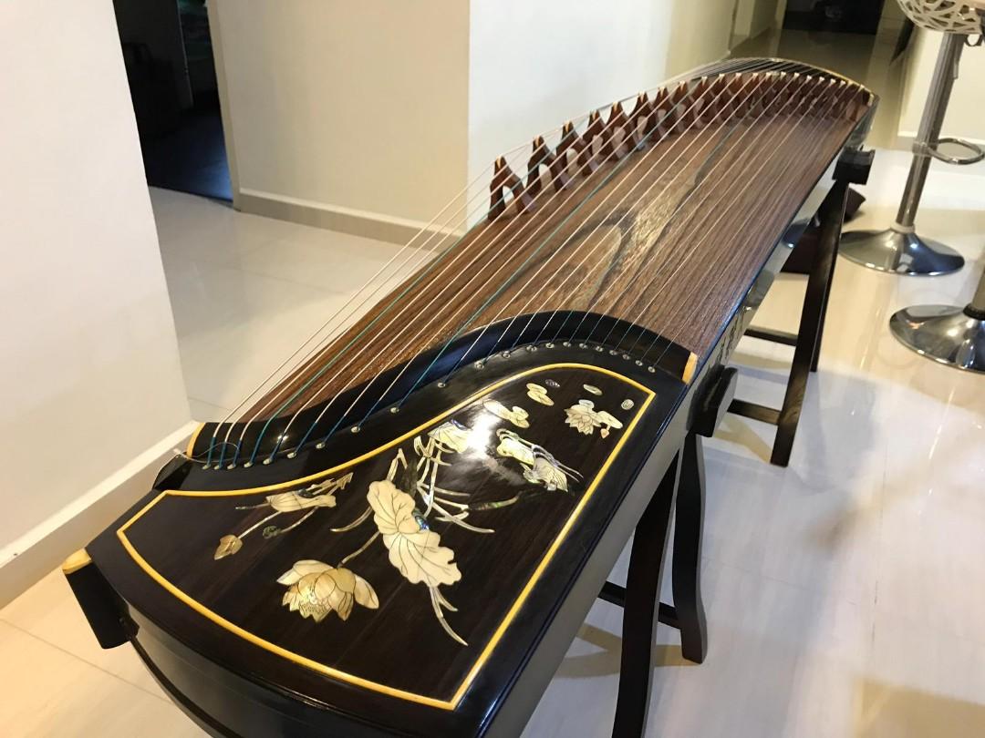 Guzheng, Hobbies & Toys, Music & Media, Musical Instruments on Carousell