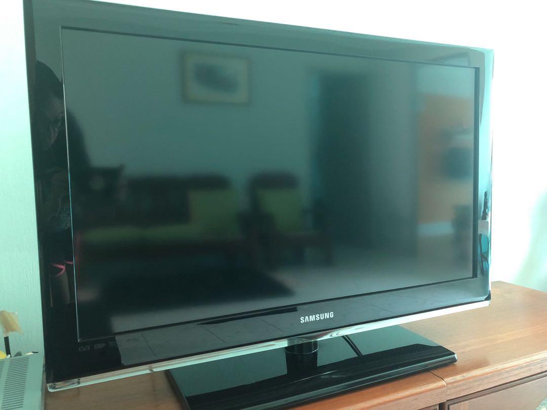 Samsung LED TV (32 inch), TV & Home Appliances, TV & Entertainment, TV ...