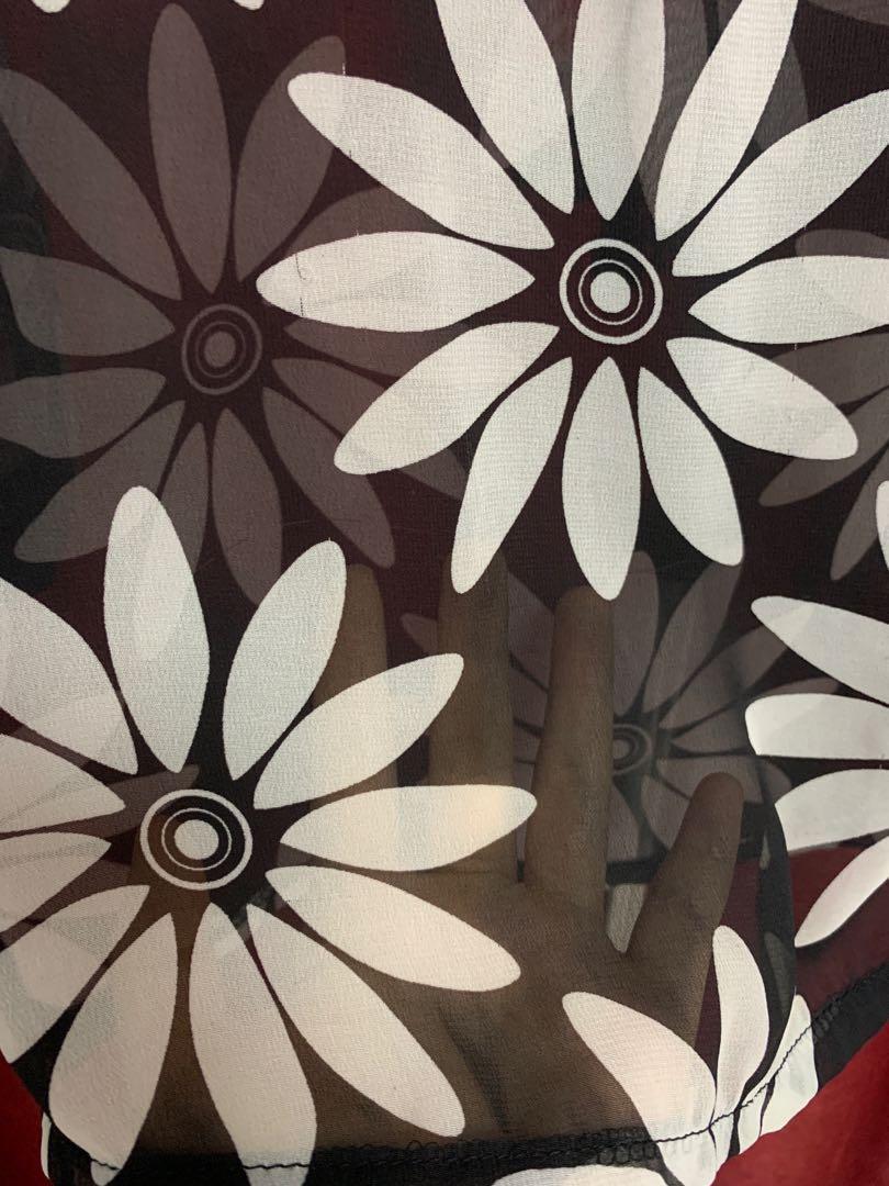 Translucent daisy print crop top, Women's Fashion, Tops, Sleeveless on ...