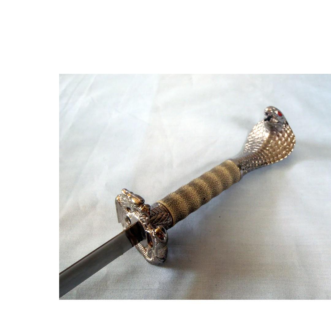 Vintage Japanese Katana Sword Cobra Head on handle unused, Hobbies ...