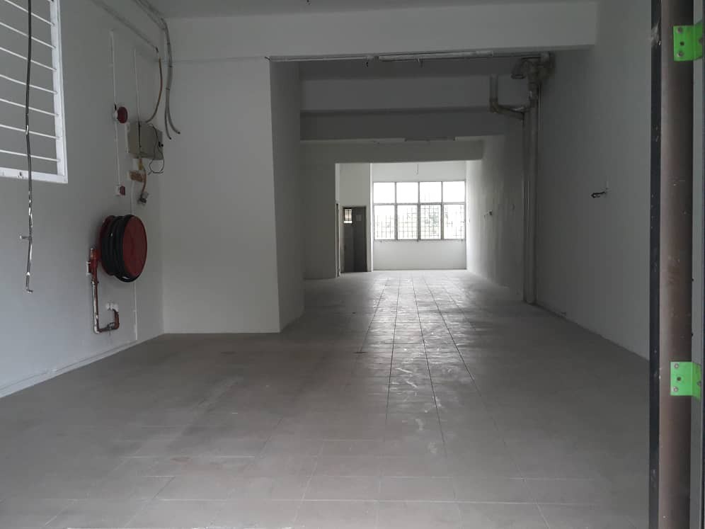 [RENT] GROUND FLOOR SHOP LOT AT WISMA MUTIARA, JALAN PUCHONG, Property ...