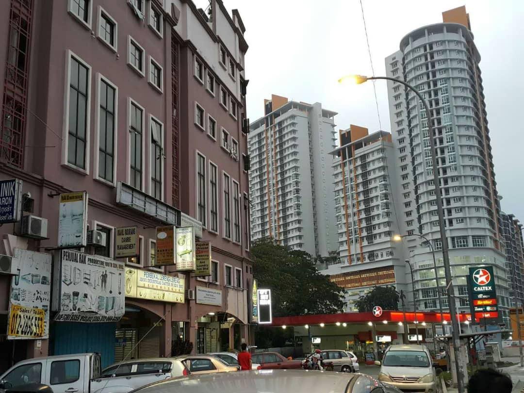 [RENT] GROUND FLOOR SHOP LOT AT WISMA MUTIARA, JALAN PUCHONG, Property ...