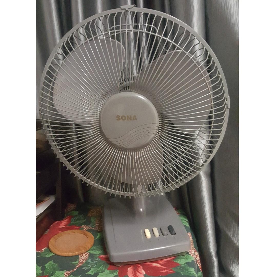 Sona 12 inch table fan, Furniture & Home Living, Lighting & Fans, Fans ...