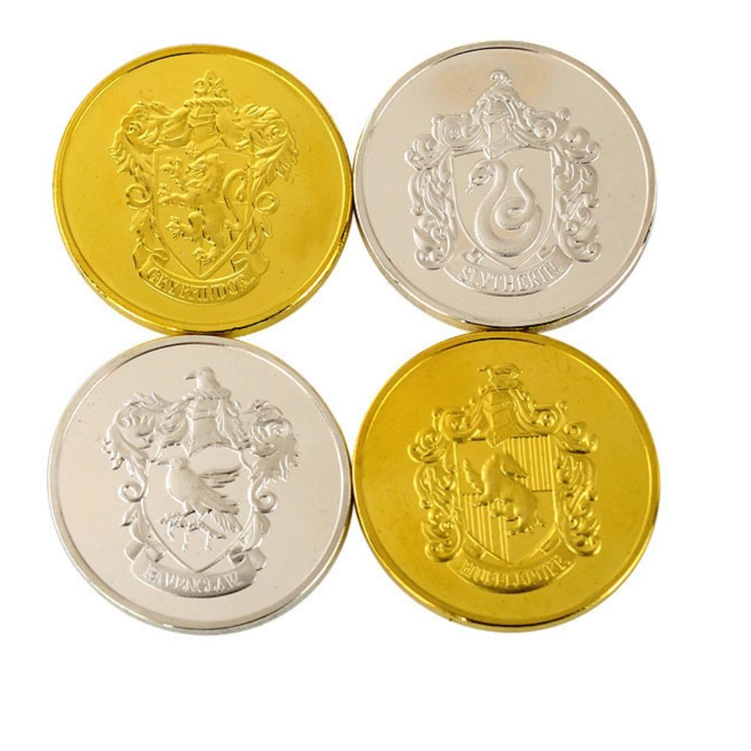Harry Potter Hogwarts Houses Coins Set, Hobbies & Toys, Memorabilia ...