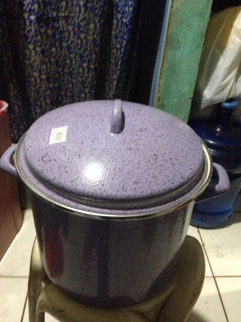 Kaserol stock pot, Furniture & Home Living, Kitchenware & Tableware ...