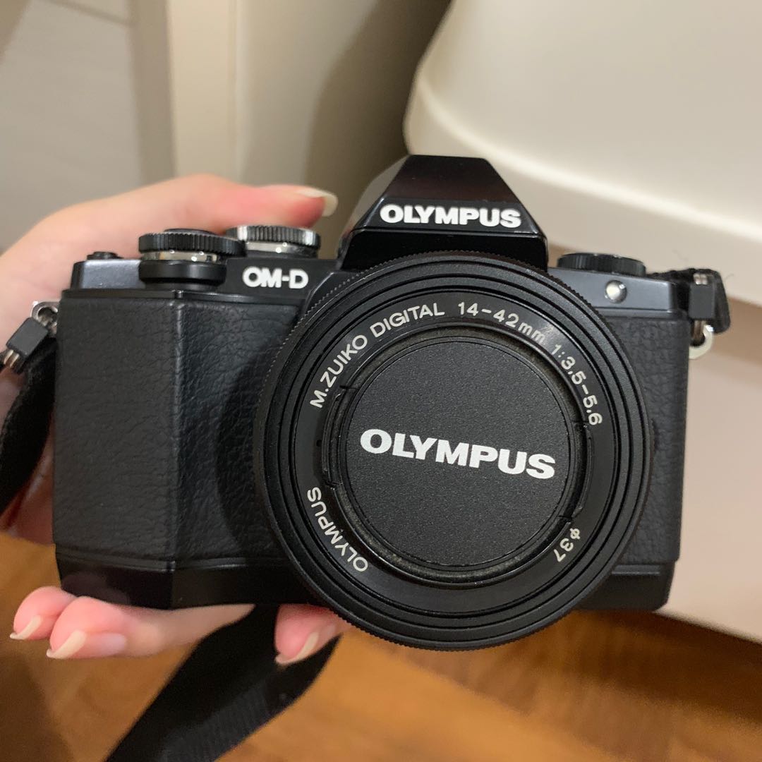 Olympus EM10 OMD body with kit lens (black), Photography, Cameras on ...