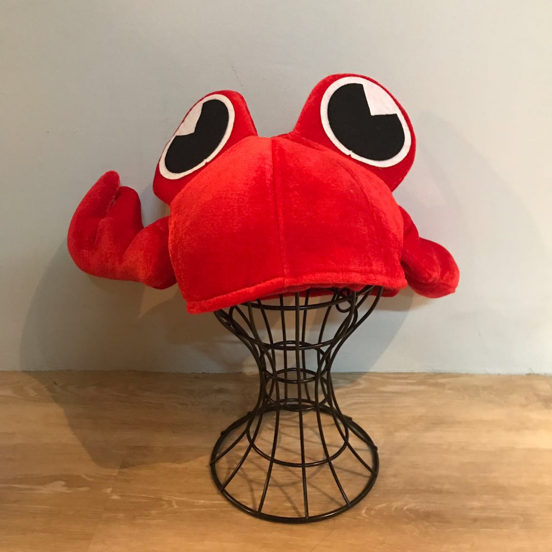 Red Crab Hat, Everything Else on Carousell