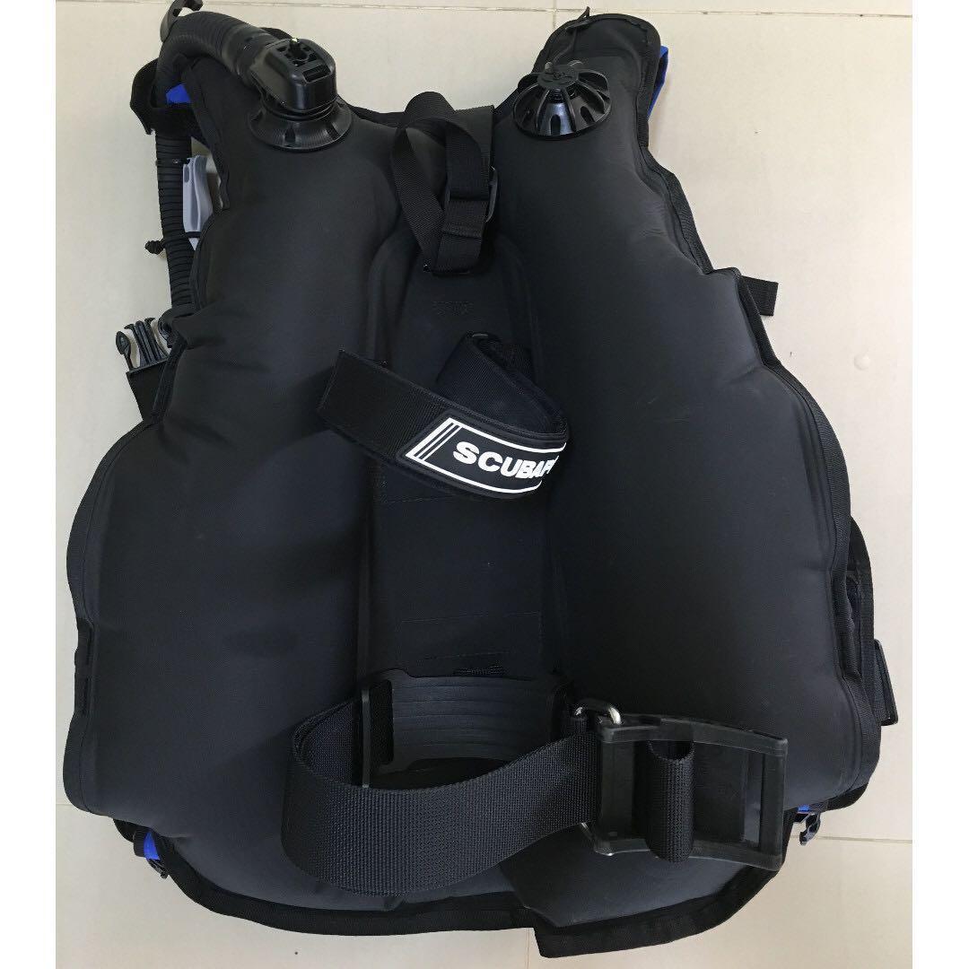 Scubapro Litehawk BCD, Sports, Sports & Games Equipment on Carousell